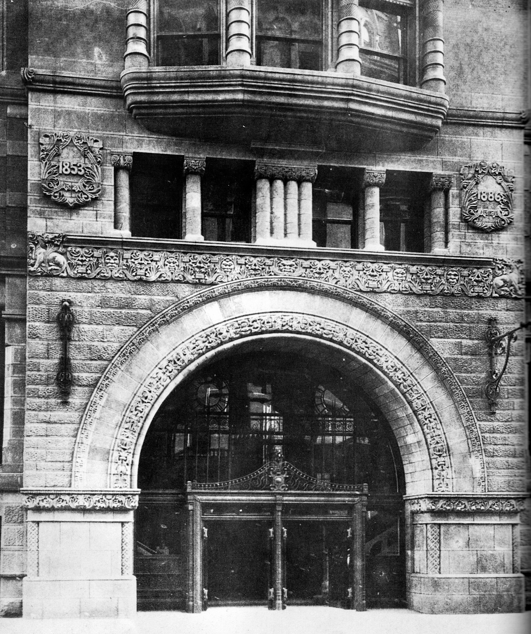 8.20. ROOT CHANNELS HIS INNER GEORGE POST AGAIN: THE PHOENIX BUILDING ...