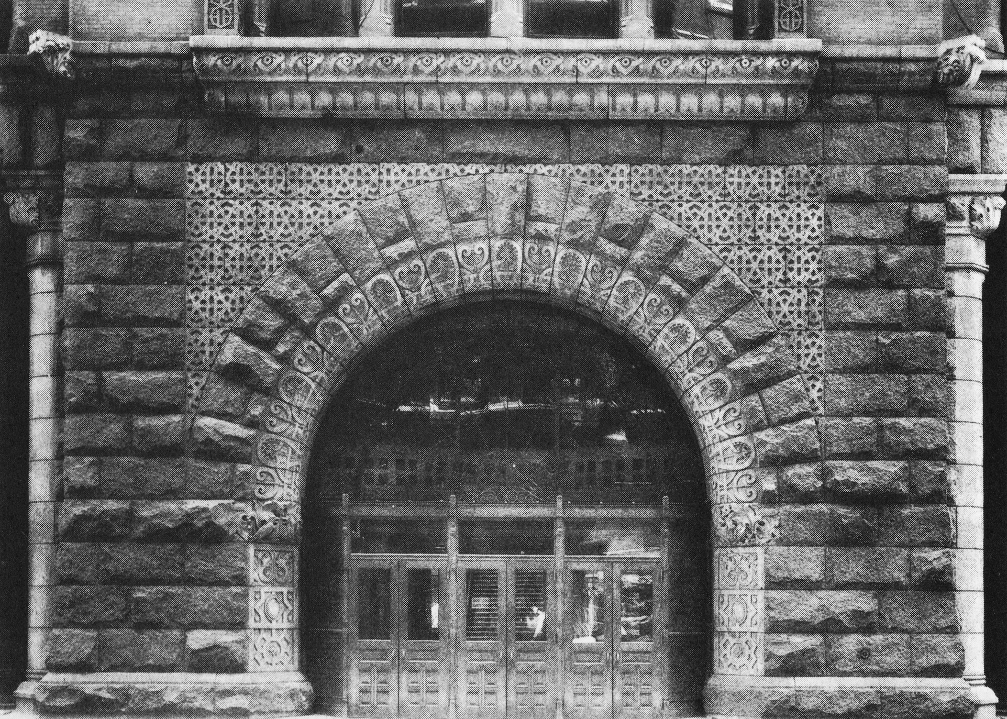 11.13. ROOT’S CHOREOGRAPHY THROUGH THE ATRIUM – The Architecture Professor