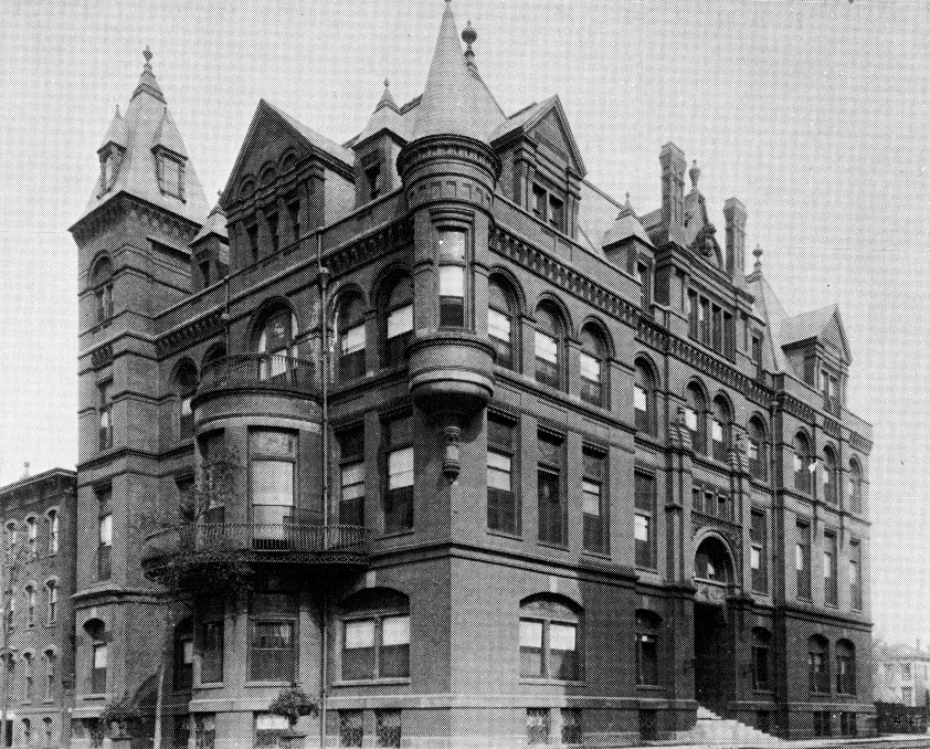 4.9. THE ART OF THE WALL: THE 1ST REGIMENTAL ARMORY – The Architecture ...