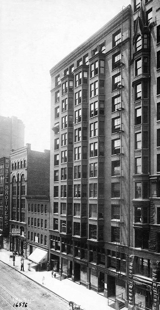 4.14. ALL IN THE FAMILY: THE CAXTON AND THE PONTIAC BUILDINGS – The ...